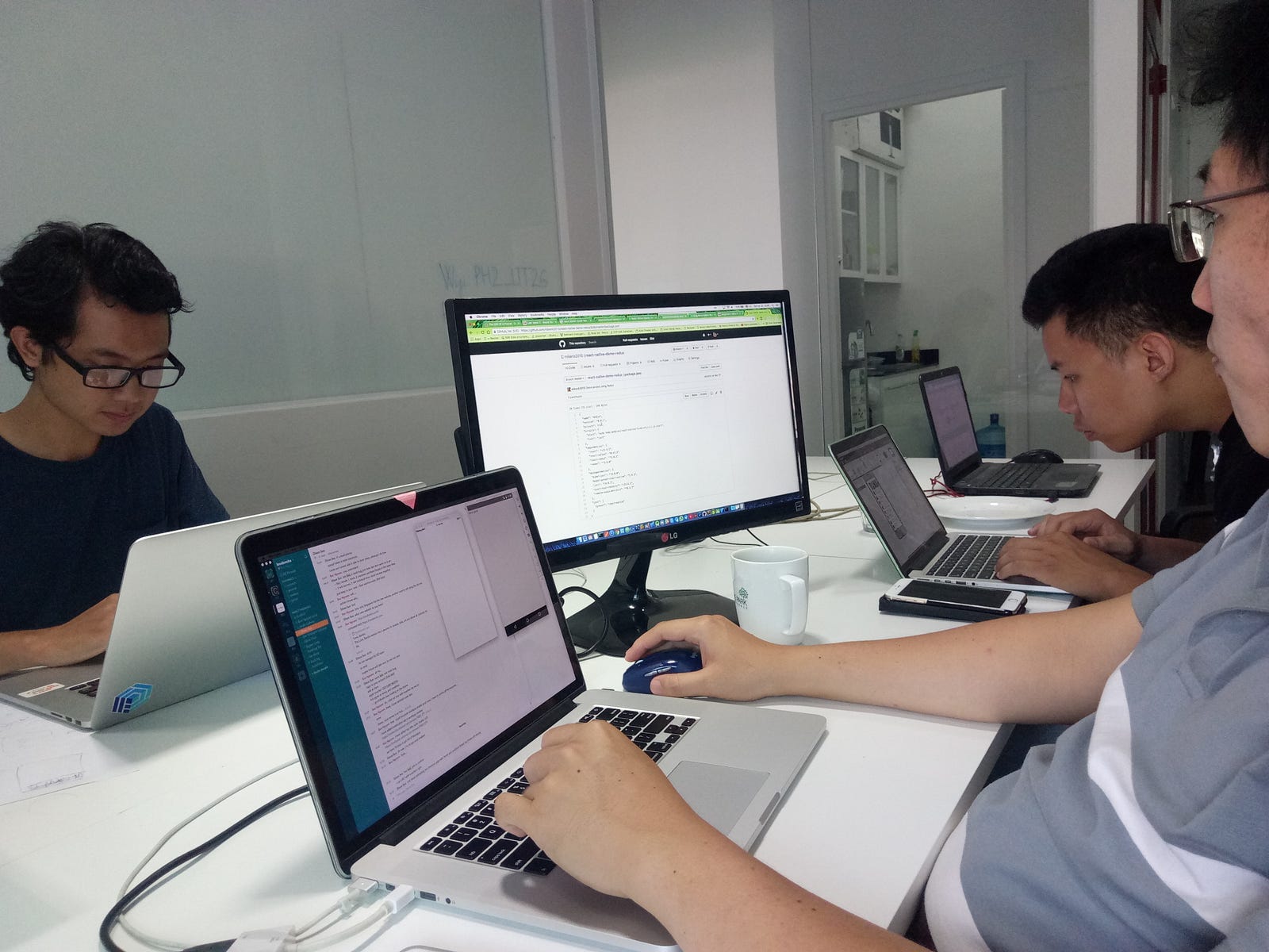 CoderSchool React Native Hackathon – Always Be Learning – Medium