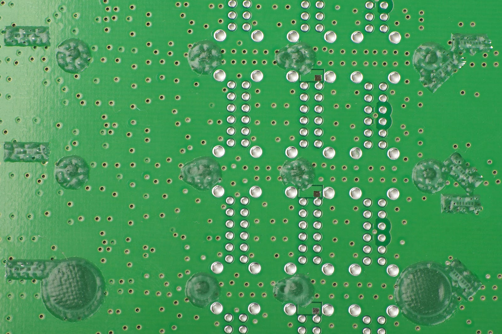 Confessions of a PCB designer — on Solder Mask – Supplyframe – Medium
