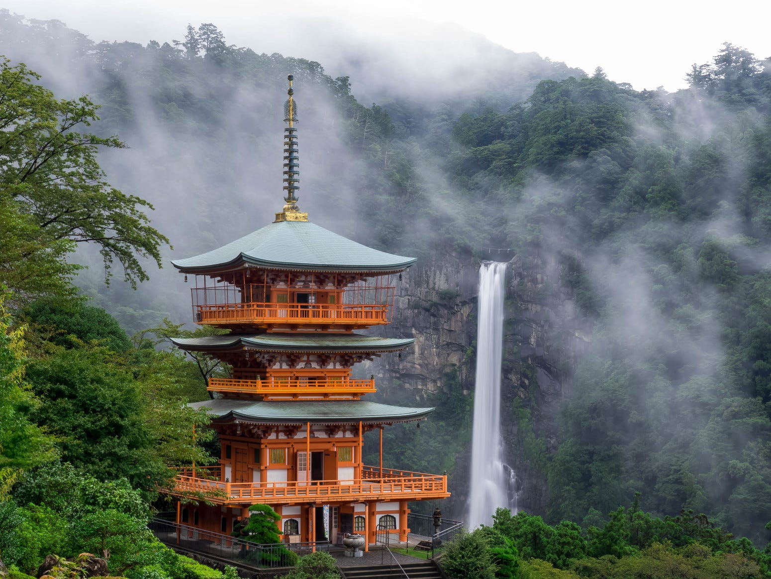 Nachi Falls: The Best Scenic Waterfalls in Japan – Japan Travel Guide ...