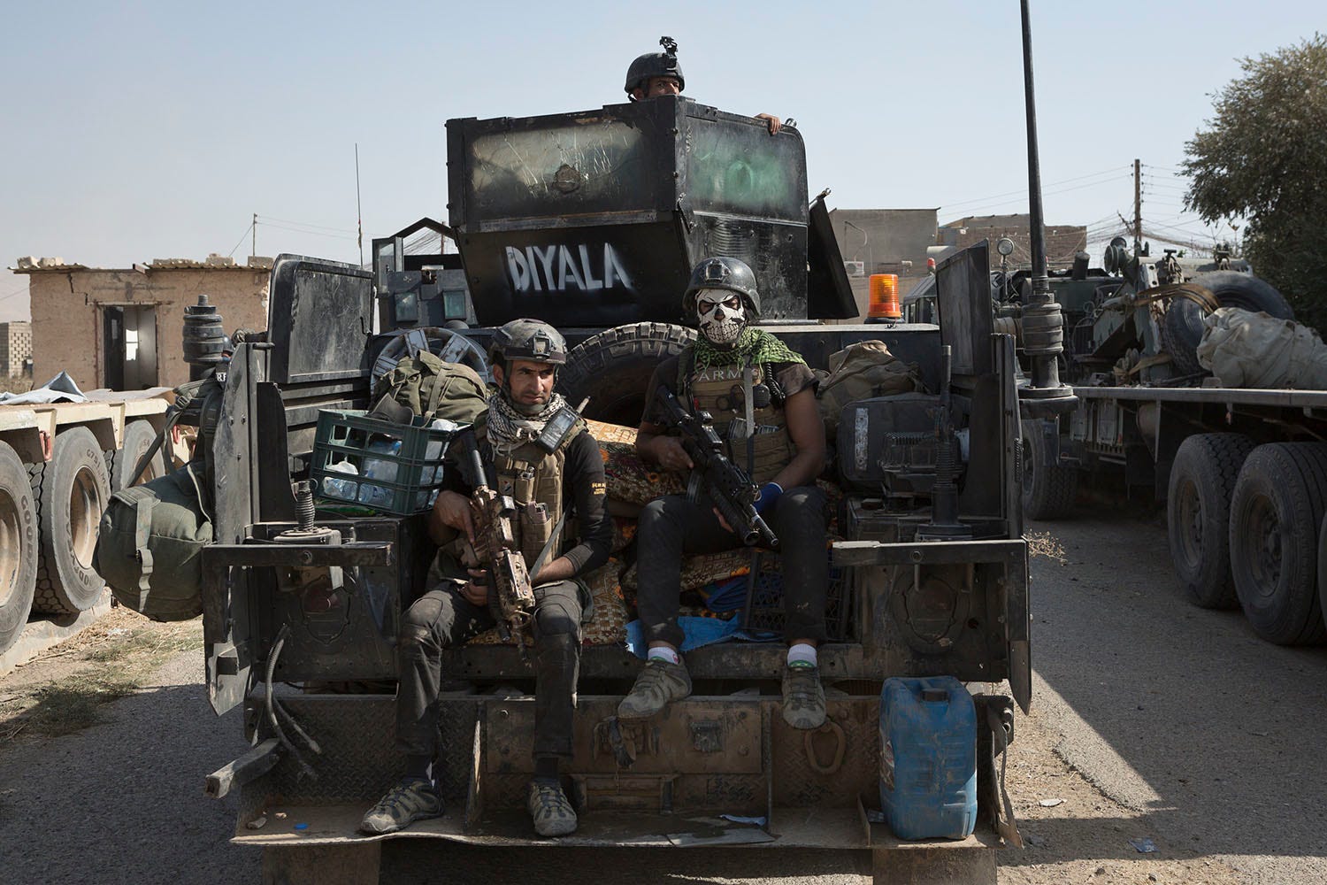 On the Road to Mosul With Iraq’s Golden Brigade – War Is Boring – Medium