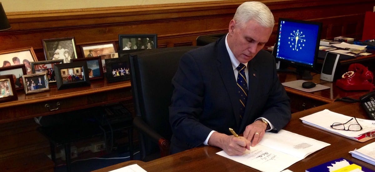 In Sign Trump’s Days Are Numbered, Pence Practices Signature For ...
