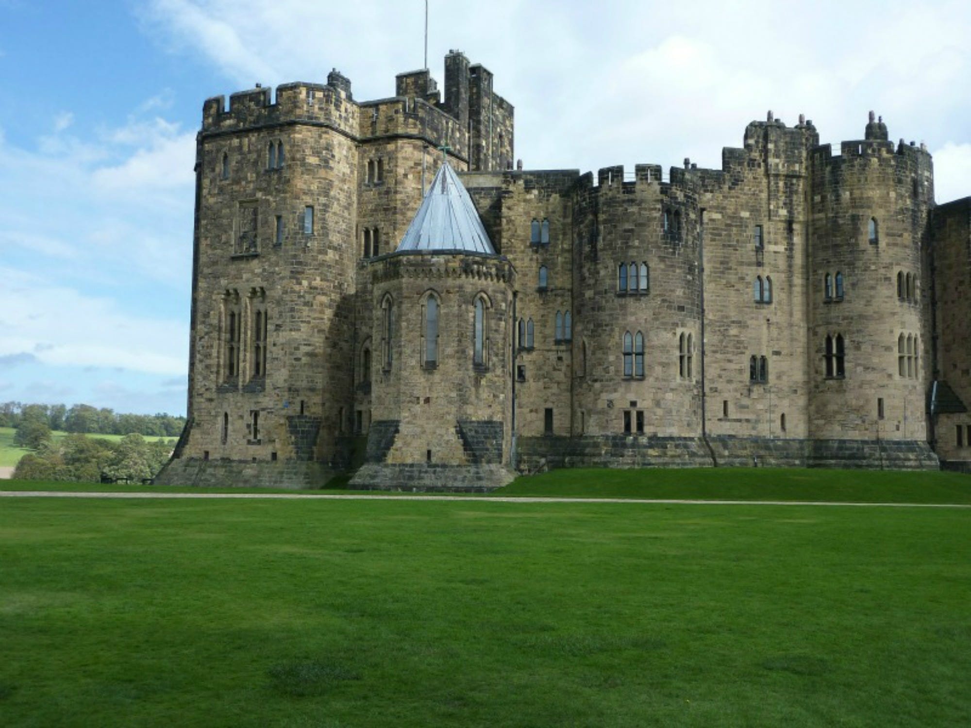 10 Stunning Downton Abbey Filming Locations – StrideTravel.com – Medium