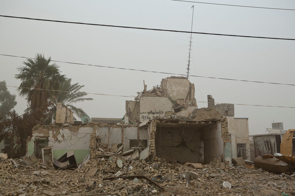 Take a Tour of This Battle-Scarred Iraqi Ghost Town