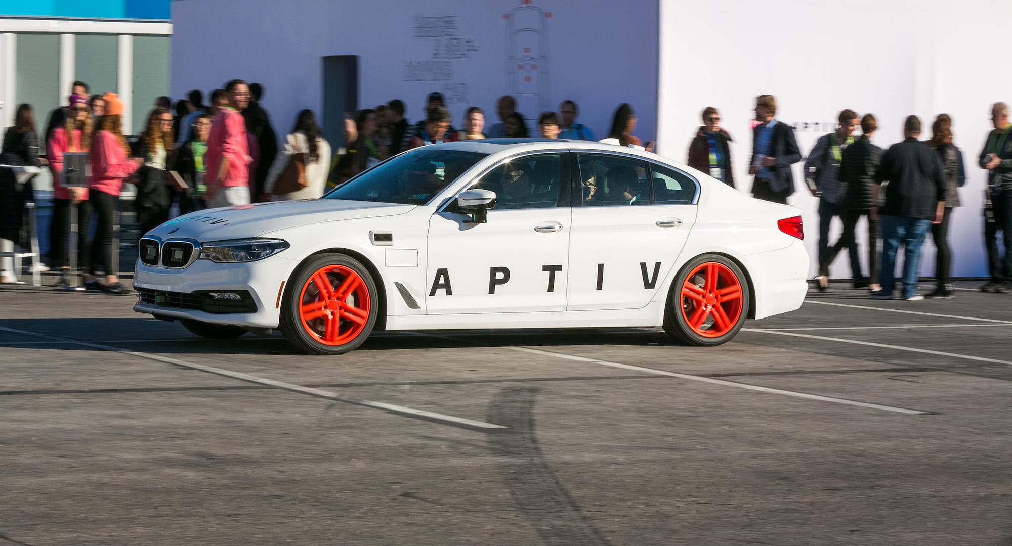 How Aptiv is Taking the Lead in the Race Toward Autonomous Driving