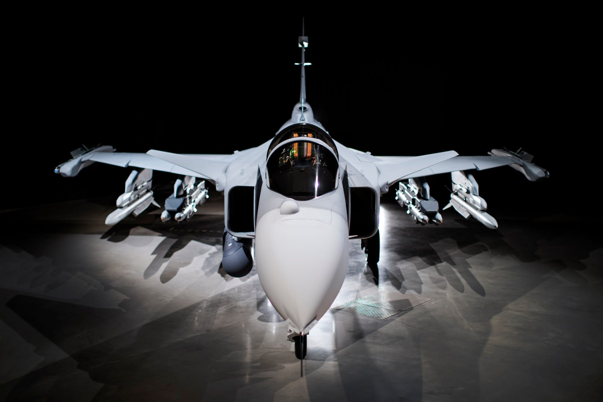Sweden Unveils Its Newest High-Tech Jet Dogfighter – War Is Boring – Medium