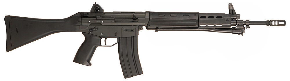 The Japanese Army’s Assault Rifle Has Some Weird Features