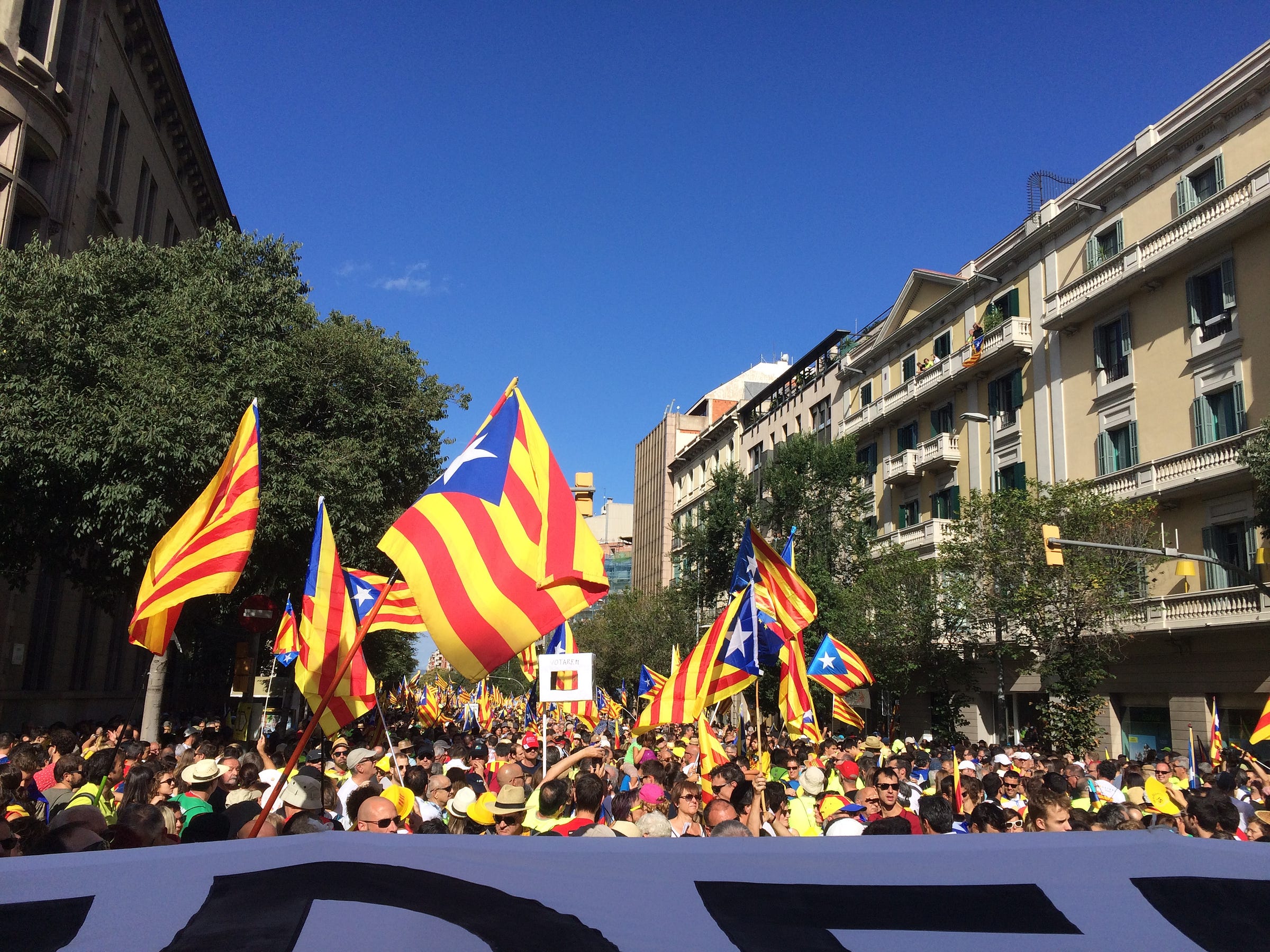 Is Catalan a dialect of Spanish? – Izana tarres – Medium