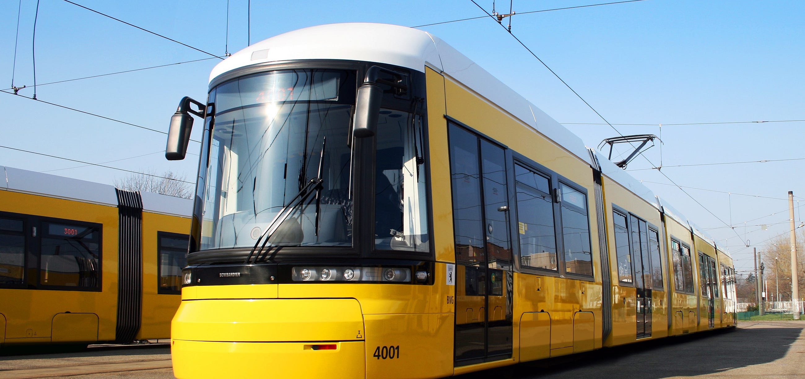 Redesigning the Berlin Tram Digital Dashboards – Nando Rossi – Medium