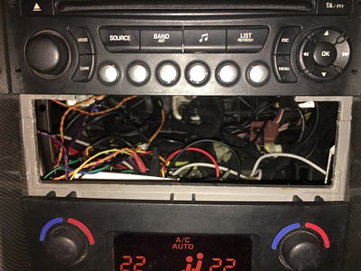 CAN bus reverse-engineering with Arduino and iOS – Alexandre Blin – Medium