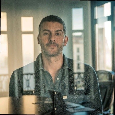 Mo Jalloh – Medium