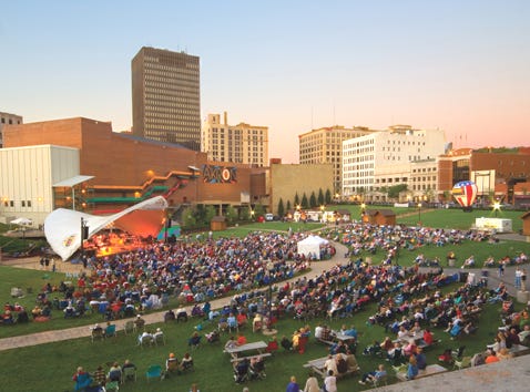 LITTLE BIG TOWN: How Akron’s Unique History Has Impacted its Architecture