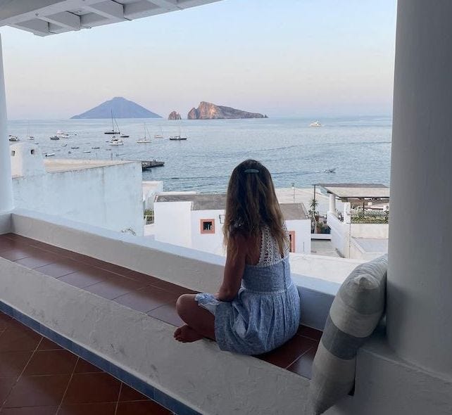 Here’s how to (mindfully) enjoy your travels knowing you won’t forget anything at your hotel ...