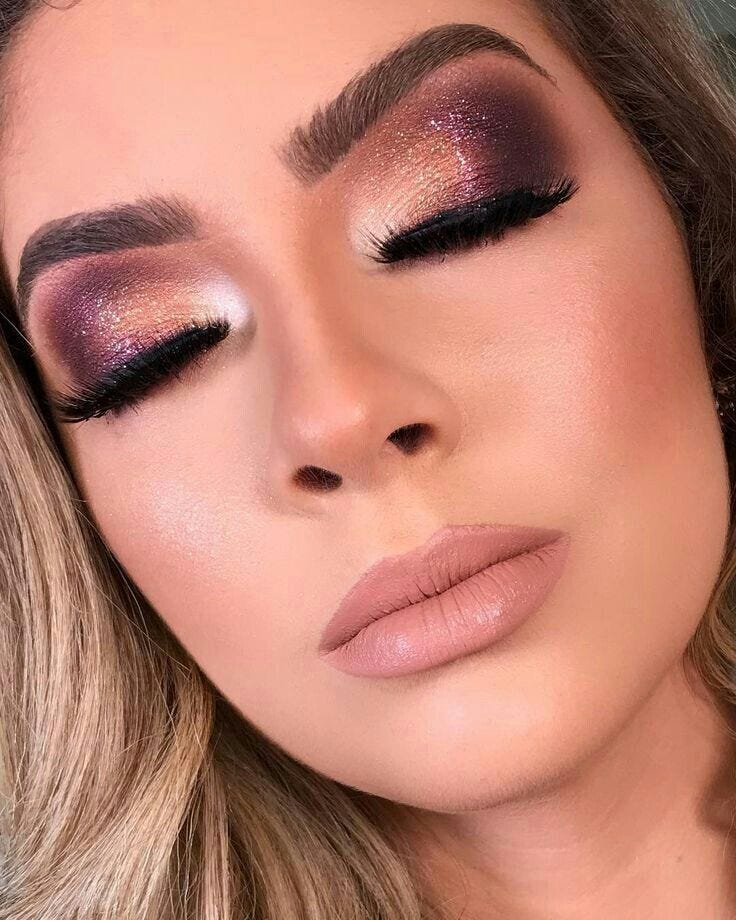 I’m passing by to let you know that the best online course on makeup is ...