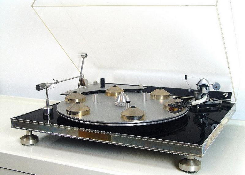 10 Of The Most Beautiful Turntables Ever – Good Stax – Medium