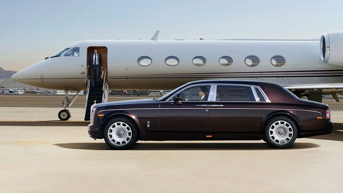 Grand Limousine Worldwide Chauffeured Services - Medium